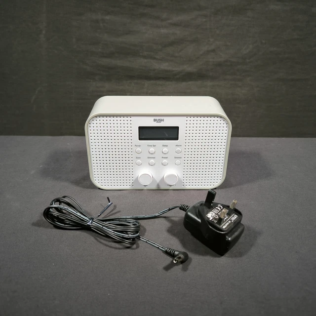 BUSH STEREO FM Portable Radio WO321 5V 5W White Battery or Mains ...