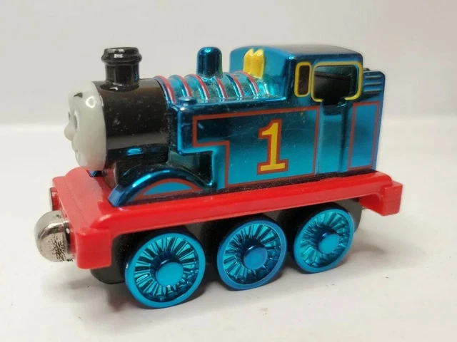 THOMAS & FRIENDS Shiny Metallic Blue Thomas Take N Play Magnet Diecast ...