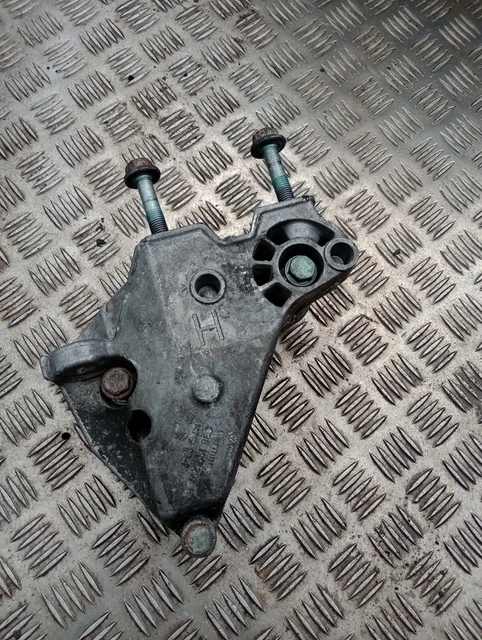 AUDI TT 8N mk1 ENGINE MOUNT BRACKET MK4 GOLF 1.8T TDI? WITH BOLTS ...