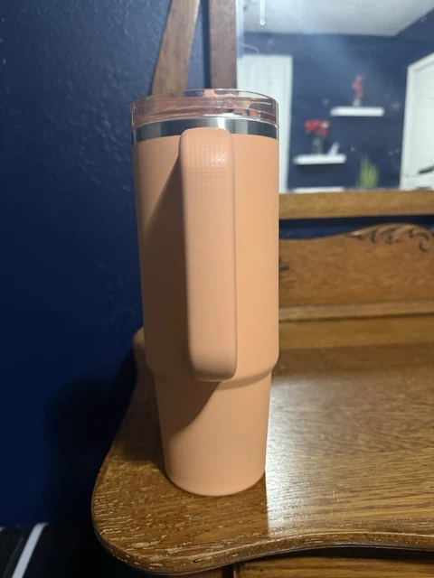 STANLEY QUENCHER PROTOUR Flip Straw Tumbler In Peach/Apricot 30 Oz $41. ...