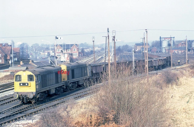 ORIGINAL 35MM SLIDE BR Class 20s nos. 20136/20197 at Bestwood Pk ...