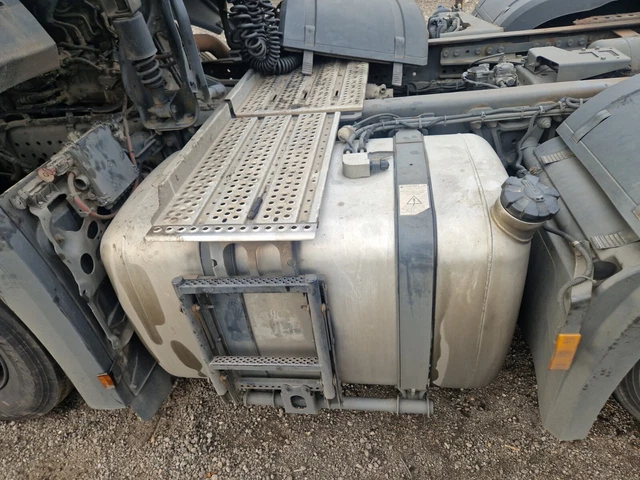MERCEDES ACTROS MP4 Diesel Fuel Tank £900.00 - PicClick UK