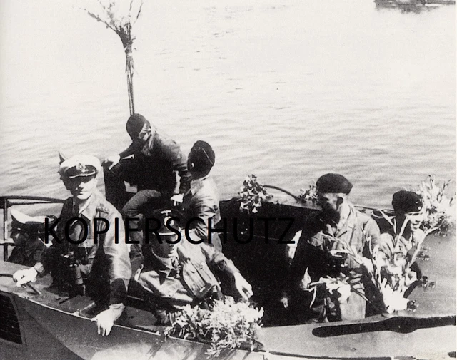 U-BOOT-KRIEG FOTO U 107 Kommandant Harald Gelhaus Auf Den Turm EUR 8,00 - PicClick DE