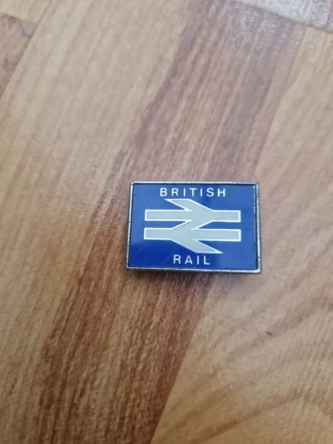 VINTAGE BRITISH RAIL Crest Double Arrow Train Railway Enamel Pin Badge ...