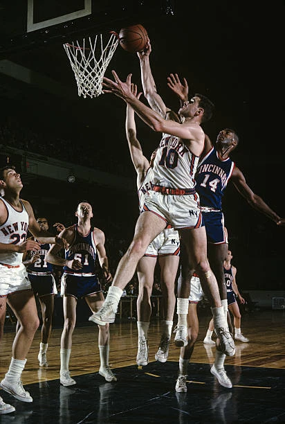 NEW YORK KNICKS Dave Budd In Action 1963 Old Basketball Photo 1 $9.00 ...