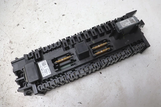 MERCEDES BENZ ML63 AMG W166 2013 Fuse Relay Junction Block A1665402350 ...
