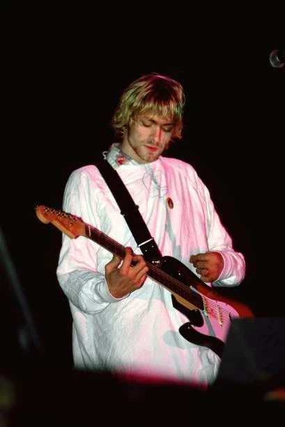 NIRVANA, KURT COBAIN Band Singer Performing Nirvana, Kurt Cobain Old ...
