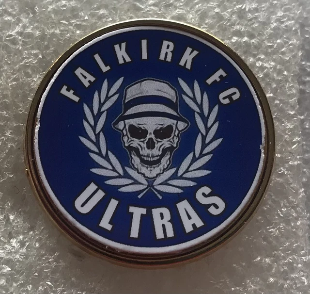 FOOTBALL SOCCER/FANS PIN Badges. £6.77 - PicClick UK