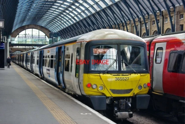 PHOTO CLASSS 365 Units At Kings Cross No 365527 The British Rail Class ...