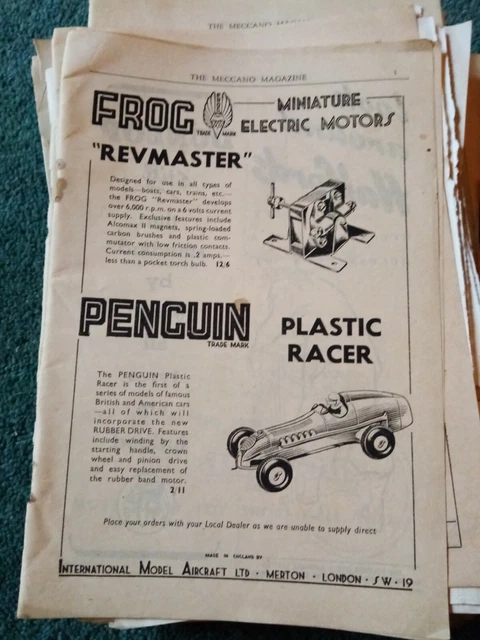V4A EPHEMERA 1940S advert frog model revmaster penguin plastic racer £2 ...