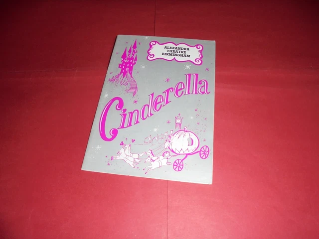 ANNA NEAGLE LIONEL Blair Paula Wilcox 1984 Theatre Signed Pantomime ...