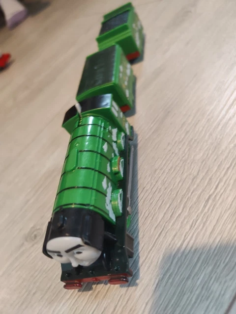 THOMAS TANK ENGINE trackmaster motorized toy train Flying Scotsman £13. ...