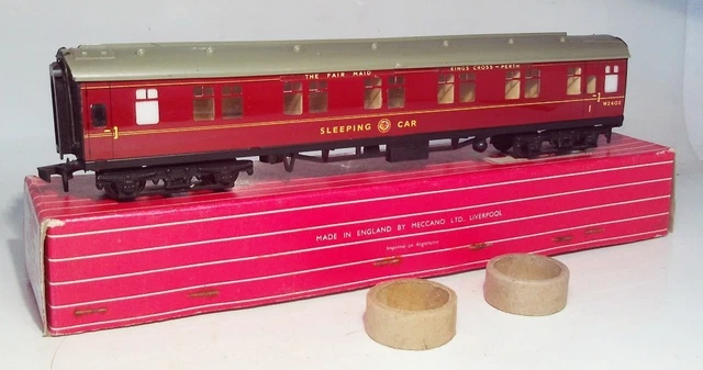 HORNBY DUBLO 2-RAIL 00 gauge Sleeping Car (4078) £14.99 - PicClick UK