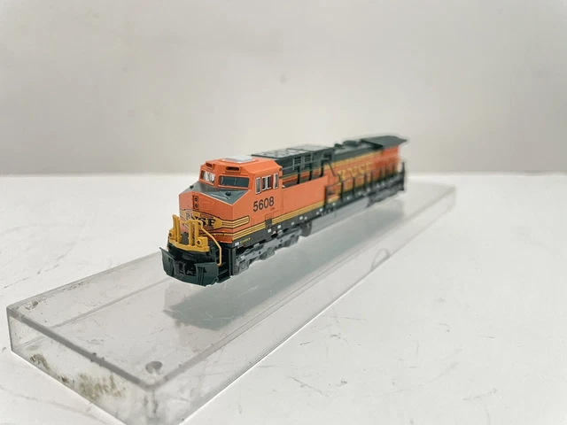 KATO TRAINS N Scale Model Train BNSF AC4400CW Diesel Locomotive #5608 FOR PARTS $85.36 - PicClick AU