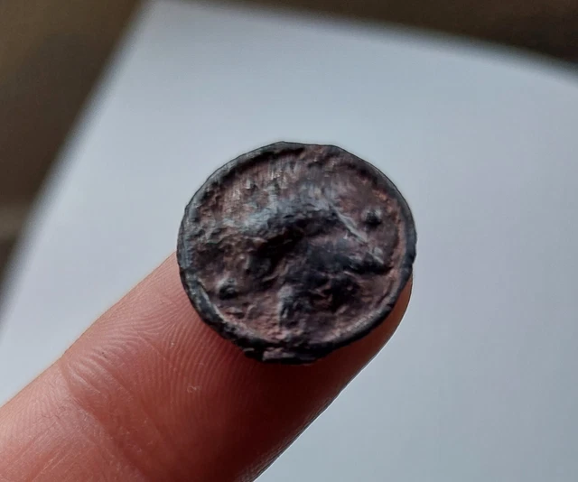 MONNAIE GAULOISE POTIN A La Tête Casquée, Aux Croissants Et Aux ...