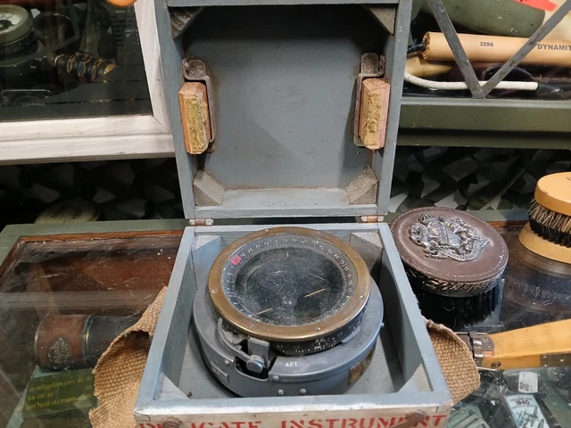 WW2 AIRCRAFT SPITFIRE / Hurricane Compass £172.32 - PicClick UK