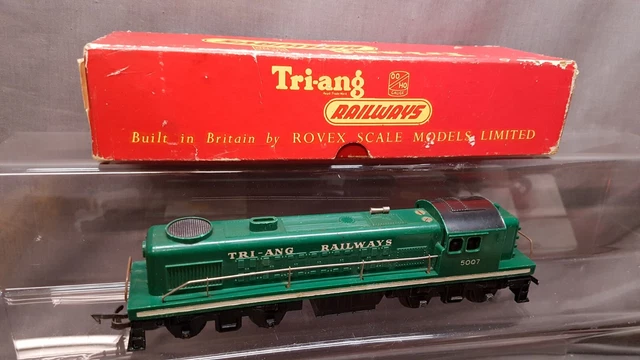 TRIANG R155 RARE Green Transcontinental Rs2 Switcher Diesel Loco 5007 ...