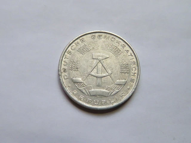 RARE EAST GERMAN Coin - 10 Pfennig 1968 A DDR - Deutsche Demokratische ...