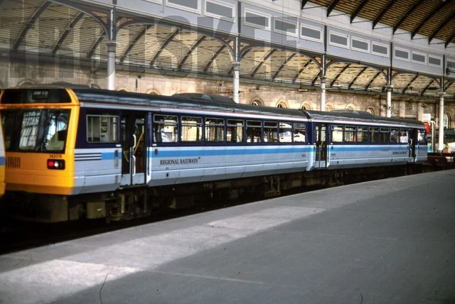 35MM SLIDE BR British Rail DMU Class 142 142015 Newcastle 1995 Orig £4. ...