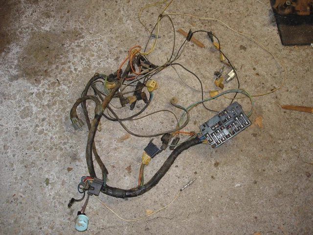 1966 OLDS CUTLASS 442 F85 Original Under Dash Main Harness & Fuse Box ...