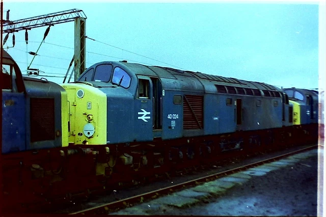35MM RAILWAY COLOUR Negative Class 40 024 in Crewe Works £1.75 ...
