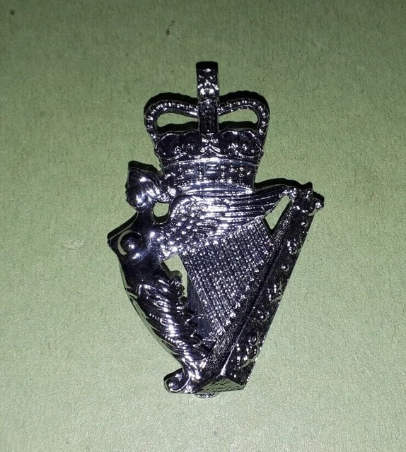 QUEEN ELIZABETH II The Royal Irish Regiment First Pattern Chrome Cap ...