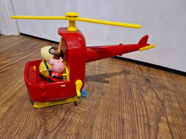PEPPA PIG MISS Rabbit Helicopter Red With Figures Great Condition £7.99 ...