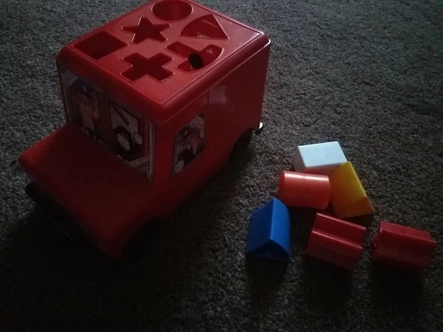 VINTAGE POSTMAN PAT Shape Sorter Van by Merit ~ Fast Shipping £12.00 - PicClick UK