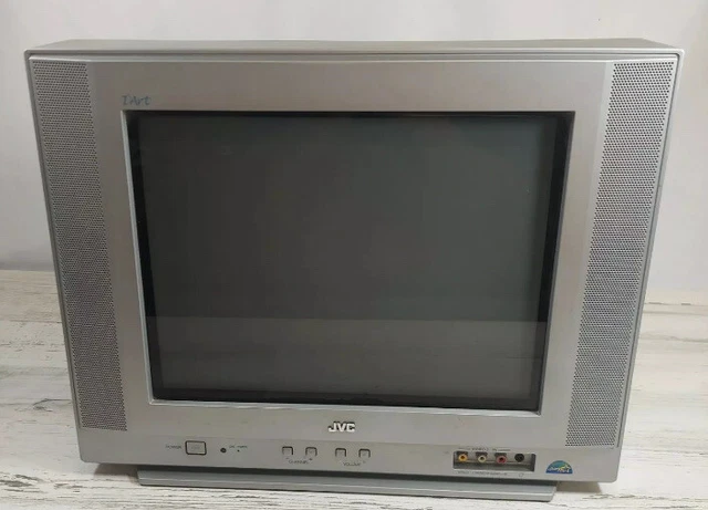 JVC TV VINTAGE 2002 14” Color Television TV-14F703 TV Gaming £63.40 ...