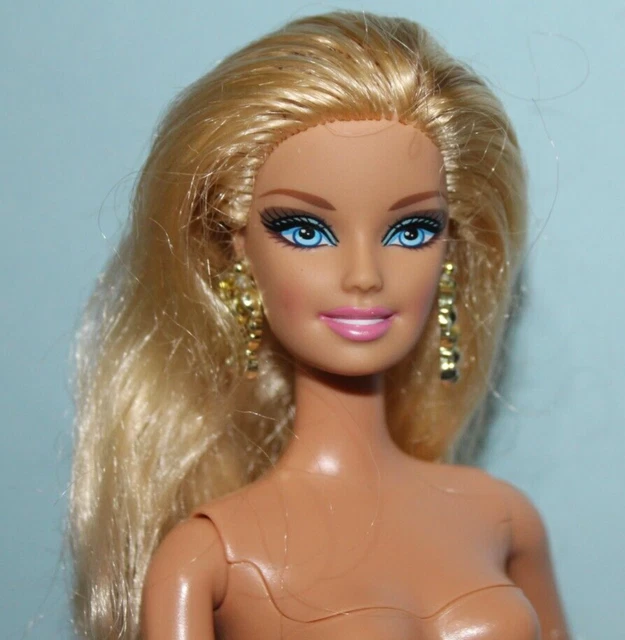 Barbie Doll Nude Swappin Styles Blonde Hair Blue Eyes Earrings