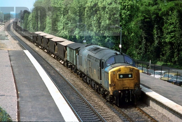 35MM SLIDE BR British Rail Diesel Loco Class 37 37207 Taplow 1980 ...