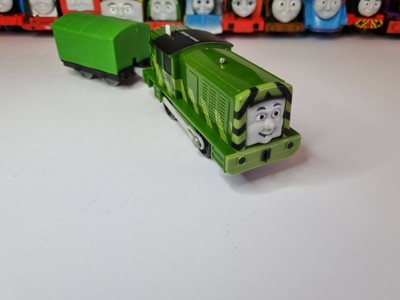 THOMAS AND FRIENDS MOTORISED TRACKMASTER TRAIN GREEN SALTY WITH BOXCAR ...