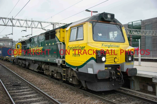 UK RAILWAY PHOTOGRAPH Of Class 70 70019. Rm70-17 £1.70 - PicClick UK