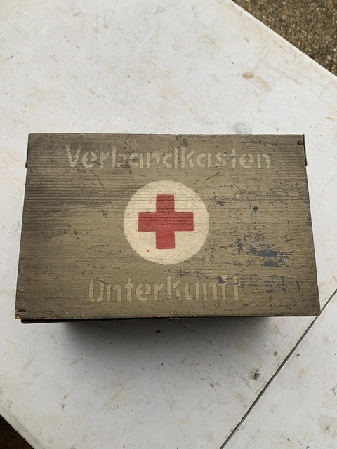 WW2 GERMAN ARMY Sanitar Truppen Verbandkasten Wehrmacht First Aid Box ...