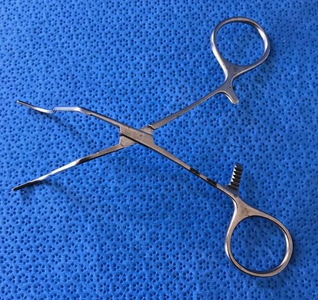 PILLING/WECK 35-3494 GREGORY Profunda Clamp Debakey Jaw 1.7mm Tip Width ...