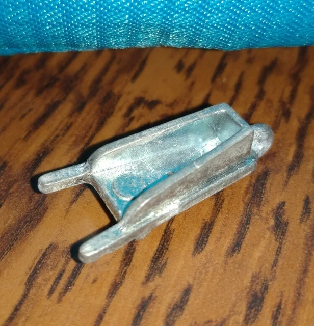 METAL MONOPOLY PION / Token - Antique Wheelbarrow £2.94 - PicClick UK