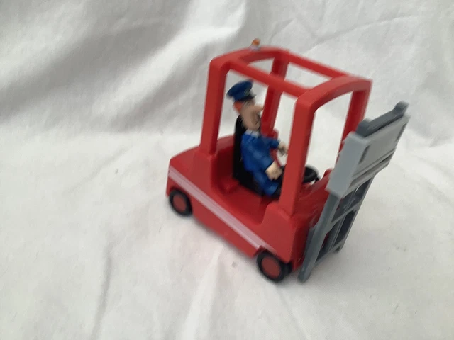 POSTMAN PAT SERIES-POSTMAN Pat Figure with Fork Lift Truck (Forks ...