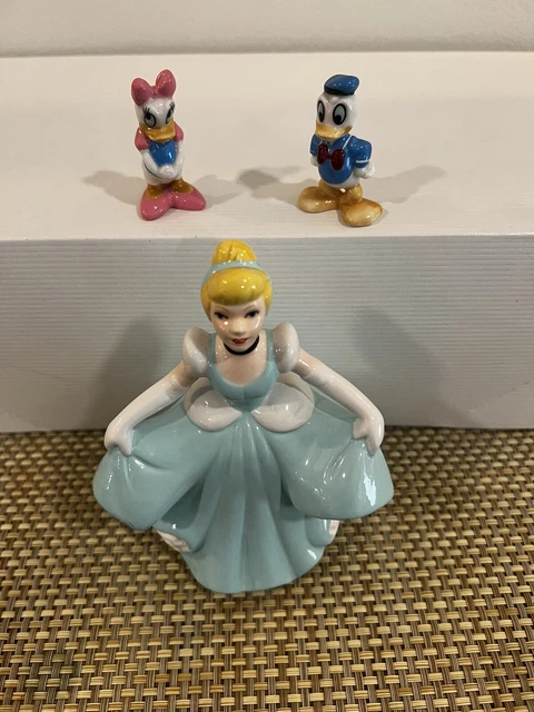 DISNEY FIGURINES, CINDERELLA, Donald and Daisy Duck £5.36 - PicClick UK