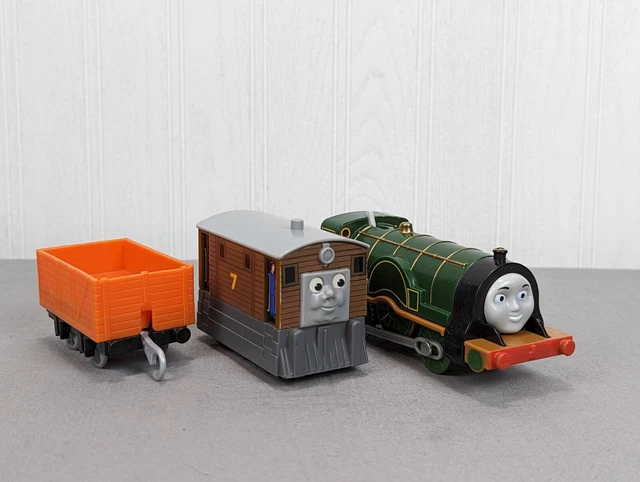 THOMAS THE TRAIN Emily Motorized Trackmaster Tank Engine & Nylint Toby ...