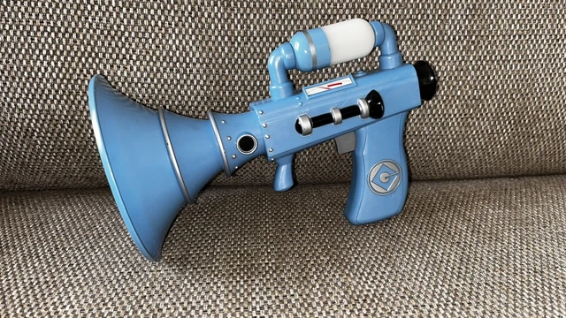 MINIONS FART GUN Blaster With Lights & Sounds - Thinkway Toys Universal ...