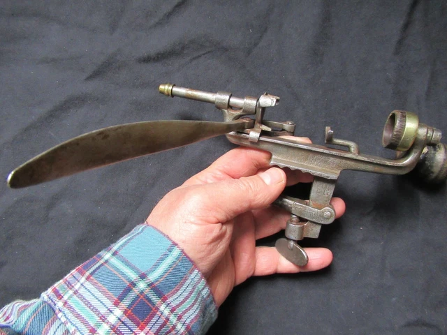 RARE ANCIEN SERTISSEUR à CARTOUCHE 12 à POIGNEE CHASSE 19 ème ART ...