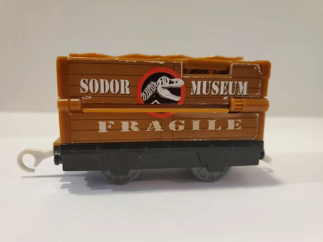 THOMAS TRACKMASTER SODOR Museum FRAGILE Dinosaur Cargo Car 🦖🚃RARE🚃🦖 $24 ...