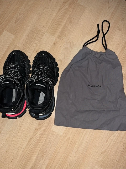 BLACK BALENCIAGA TRACKS LED size 9 comes with bag and charger £350.00 ...