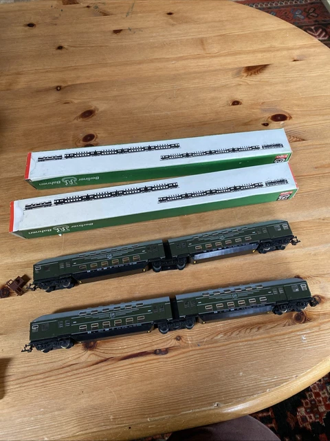 BTTB TT SCALE 1:120 Rolling Stock Double Decker Articulated Coach Green ...