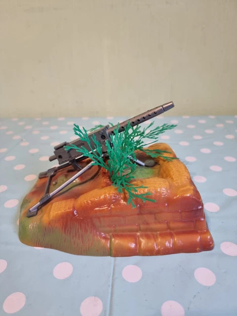 VINTAGE ORIGINAL ACTION Man Browning Machine Gun Emplacement Spares £12 ...