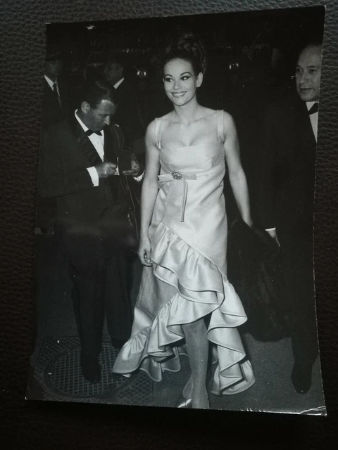 PHOTO ORIGINALE CLAUDINE AUGER (Bond Girl) par Paul LOUIS, Année 1960 ...