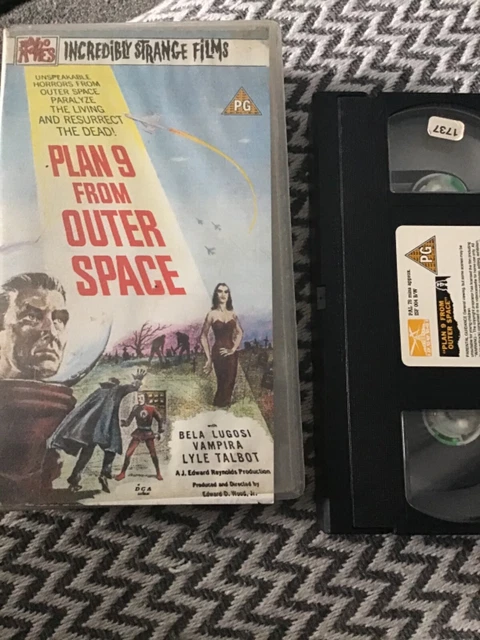 PLAN 9 FROM OUTER SPACE - VHS Video palace small box. £14.99 - PicClick UK