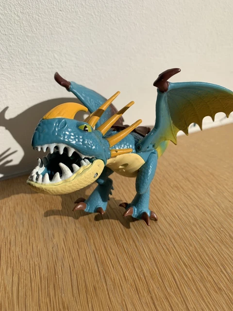 DREAMWORKS HOW TO Train Your Dragon Stormfly Action figure £2.99 ...