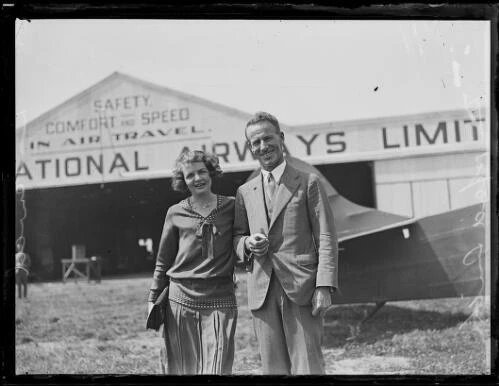 AVIATOR CHARLES KINGSFORD Smith and wife Mary Powell at National A- Old ...