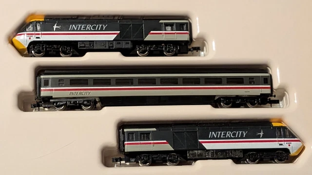 GRAHAM FARISH HST 125 Intercity Swallow Livery Set No.8127 N gauge £167 ...